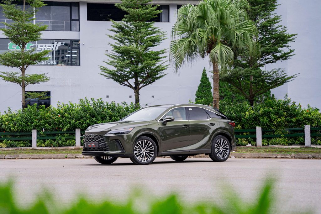 Đánh giá Lexus RX350h Premium mẫu SUV hybrid hạng sang